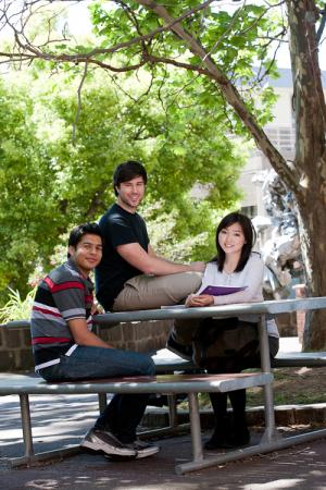 Award-winning research aims to bridge students | Victoria University