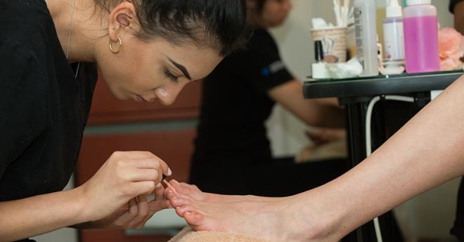 Certificate III in Beauty Services SHB30121 | Victoria University