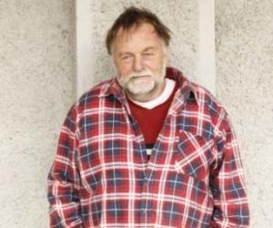 Writer in residence – Barry Dickins | Victoria University