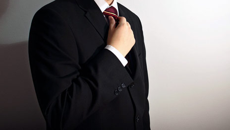 'Suit up and scavenge' - College of Business scavenger hunt! | Victoria ...