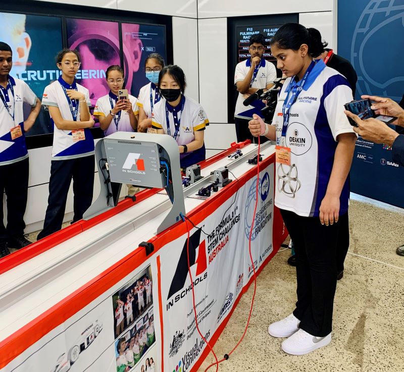 Students, start your engines | Victoria University