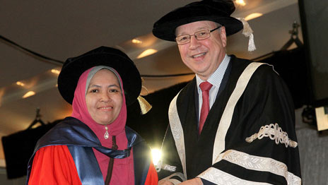 VU awards Medals of Excellence at graduation ceremonies | Victoria ...