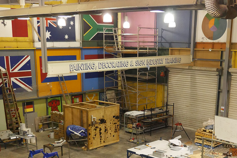 Certificate III in Signs and Graphics CPC30216 | Victoria University